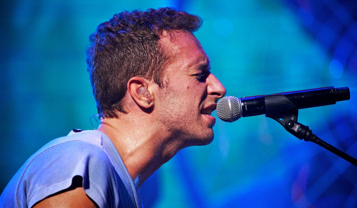 Coldplay zaśpiewał "Sen o Warszawie"! Zespół wykonał utwór Czesława ...