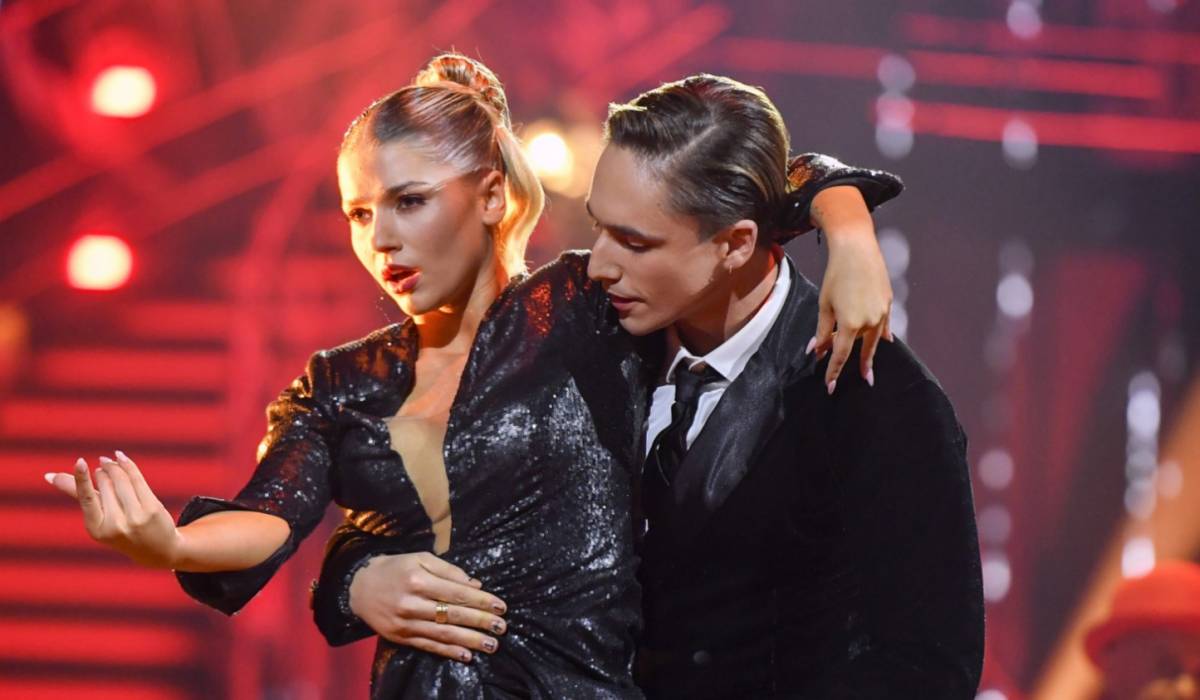 Julia Żugaj i Wojciech Kucina są parą? Tancerz zabrał głos - Hot News ...