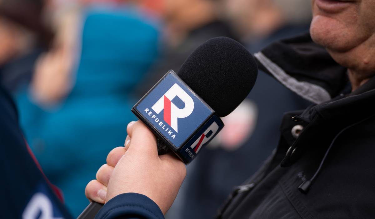 Ale wpadka! Oto, co poszło na antenie TV Republiki - Szołbiznes - MAXX News | RMF MAXX