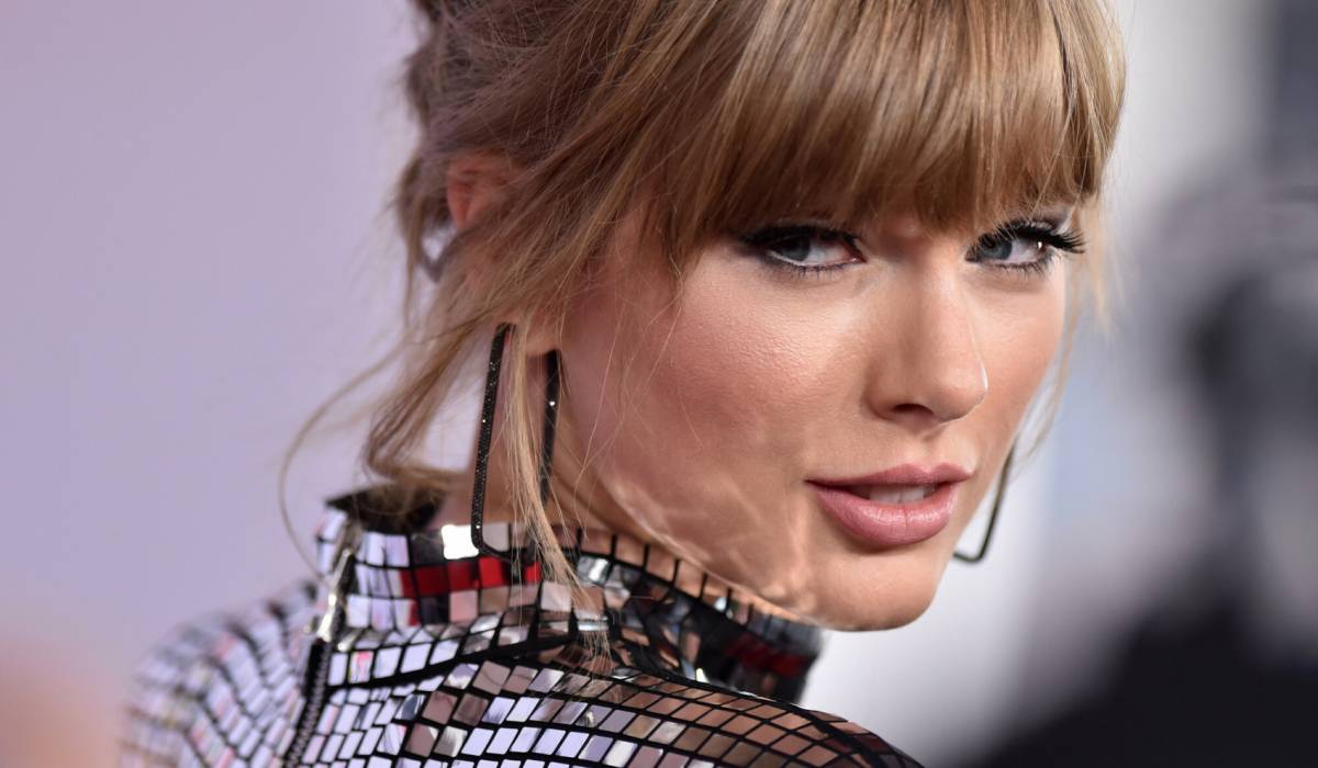 W 3 miesiące Taylor Swift wyemitowała 138 ton CO2, a przeciętny Polak ...
