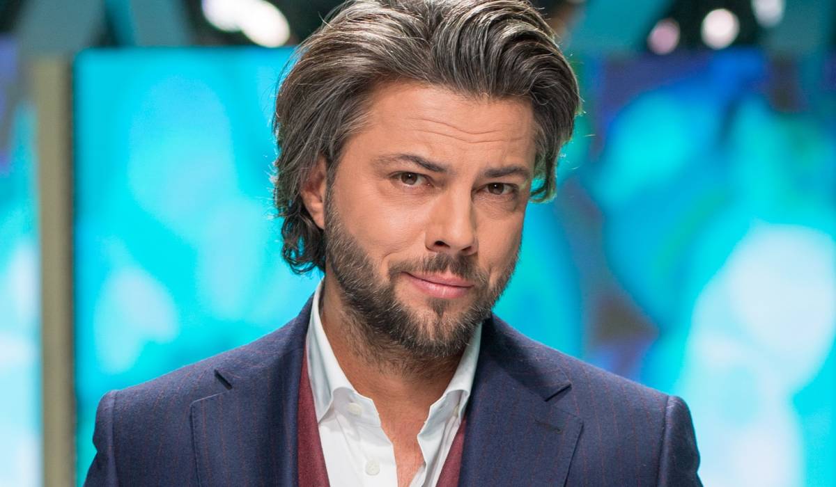 Olivier Janiak w młodości. 48-latek pokazał zdjęcie ze szkolnym czasów ...