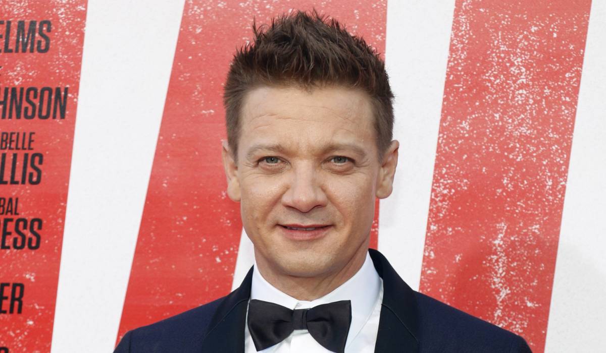 Stan zdrowia Jeremy'ego Rennera był gorszy, niż podano. Amerykańskie ...